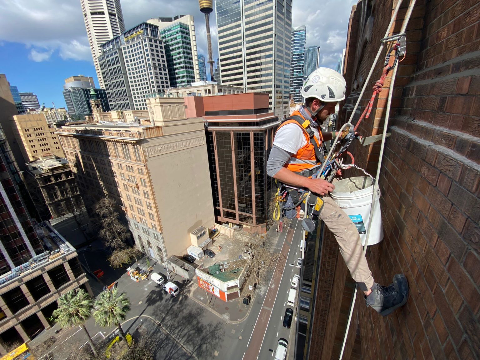 Rope Access Techniques for High-Rise Structures in Australia | JG Vertical